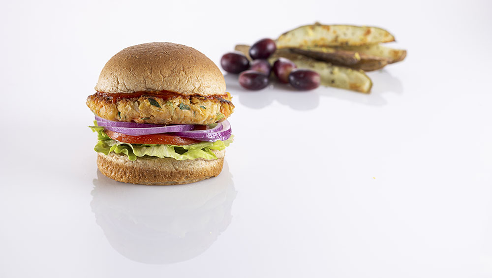 Mesquite Chickpea & Veggie Burger Plate - Mindful by Sodexo Recipes